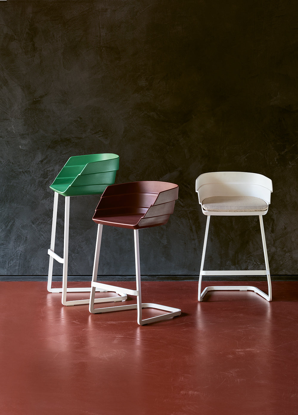 Rift bar stool - Details Online Shop Bahrain
